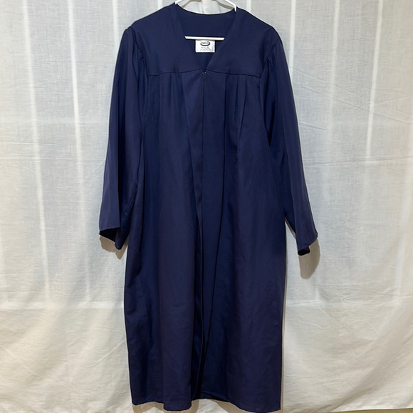 Jostens | Other | Jostens Graduation Gown 5759 Euc Grad Gown Navy Blue ...
